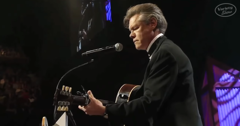 Randy Travis Returns To Amaze Us Just 3 Years After His Stroke ...