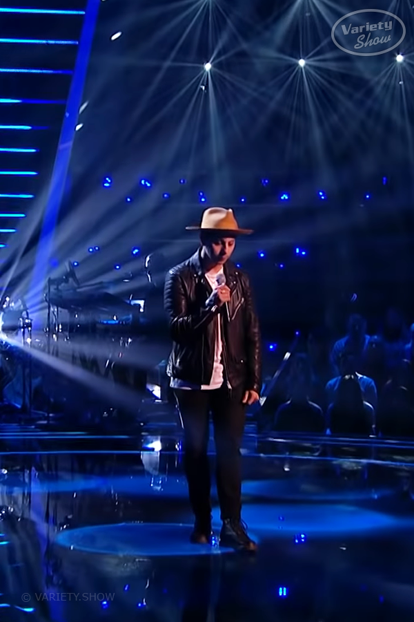 Flamboyant Singer Tries Prince Hit But Fails to Impress Coaches ...