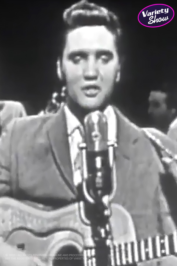 Elvis & The Blue Moon Boys Perform “Tutti Frutti” On Stage In 1956 ...