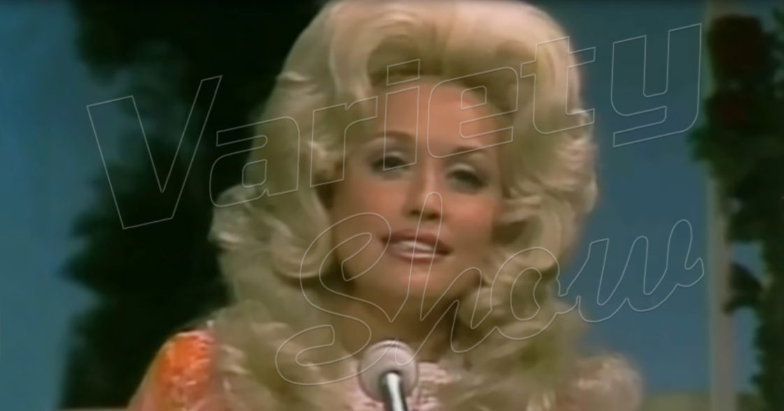Dolly Parton’s 1973 Rendition of “Jolene” Takes Fans Back To A Simpler ...