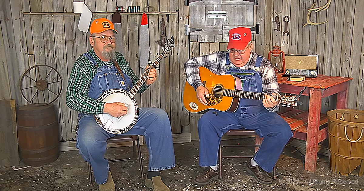 Hilarious ‘Moron Brothers’ sing a love song - Variety Show