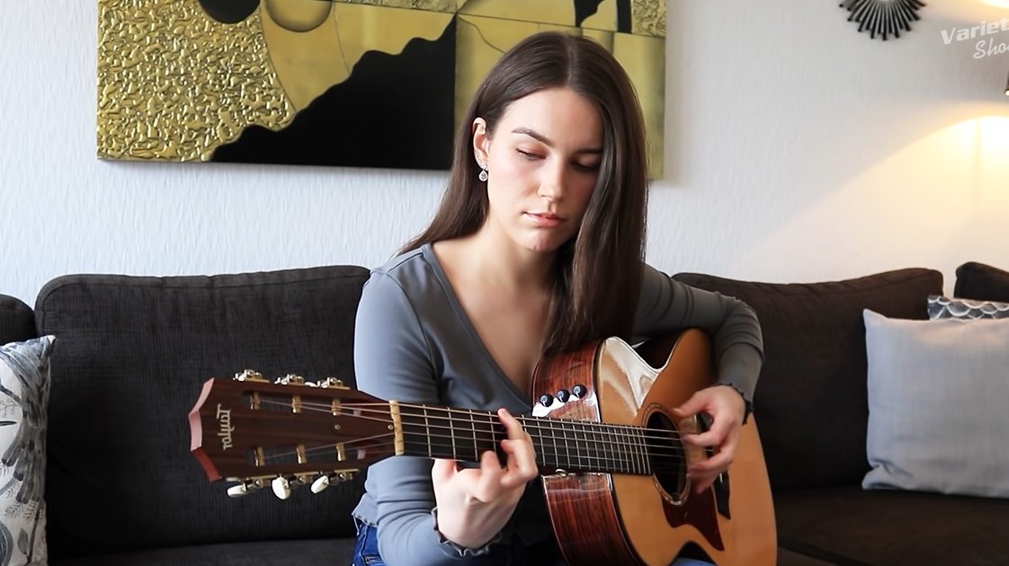 Maxi Borgaro is the Argentinian version of Elvis Presley (and his ...